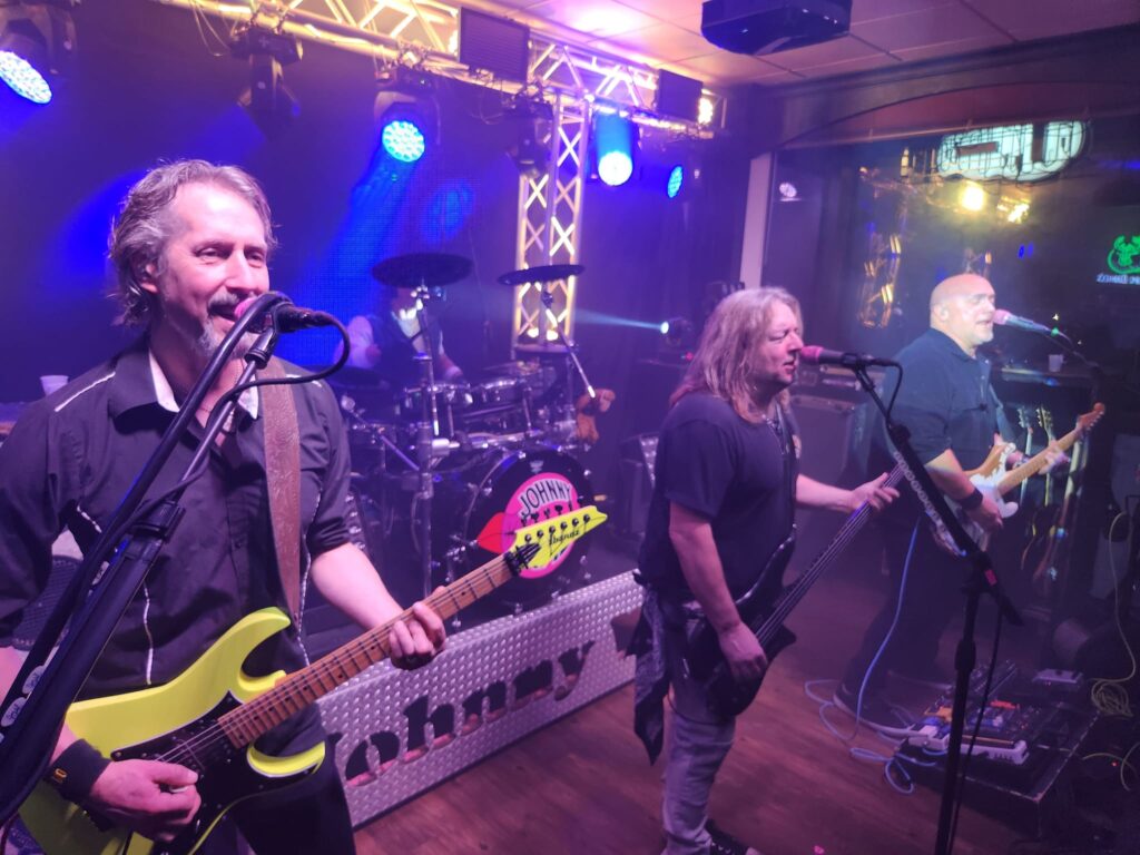 Alpine Resort Concerts in the Tent: Johnny Wad - Egg Harbor