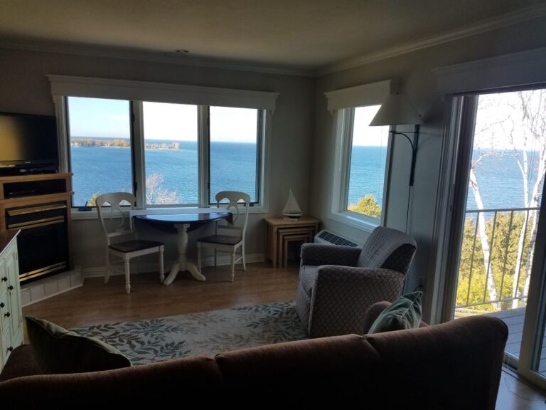 Bay Point Inn - Egg Harbor